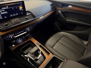 Pelēks Audi Q5 2021 Kauņa, ar dzinēja tilpumu 1.98 L un nobraukumu 64 tūkst. km par 26990 €, foto 25 vietnē AUTOMOTO.COM.LV