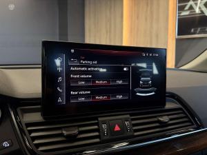 Pelēks Audi Q5 2021 Kauņa, ar dzinēja tilpumu 1.98 L un nobraukumu 64 tūkst. km par 26990 €, foto 37 vietnē AUTOMOTO.COM.LV
