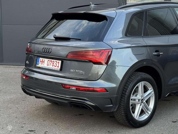 Audi Q5 2021 Jonava vietnē Pelēks Audi Q5 2021 Jonava, ar dzinēja tilpumu 2.00 L un nobraukumu 250 tūkst. km par 24799 €, foto 10 vietnē AUTOMOTO.COM.LV