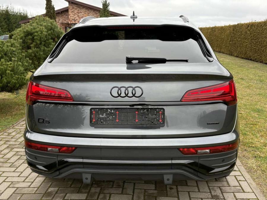 Pelēks Audi Q5 2022 Alīta, ar dzinēja tilpumu 2.00 L un nobraukumu 67 tūkst. km par 35500 €, foto 7 vietnē AUTOMOTO.COM.LV