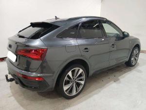 Grey Audi Q5 2022 in Vilnius, with an engine capacity of 2.00 L and mileage of 112 thousand km for 34690 €, photo 3 on AUTOMOTO.COM.LV