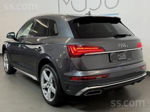 Pelēks Audi Q5 2022 Rīga, ar dzinēja tilpumu 2.00 L un nobraukumu 100 tūkst. km par 37900 €, foto 5 vietnē AUTOMOTO.COM.LV