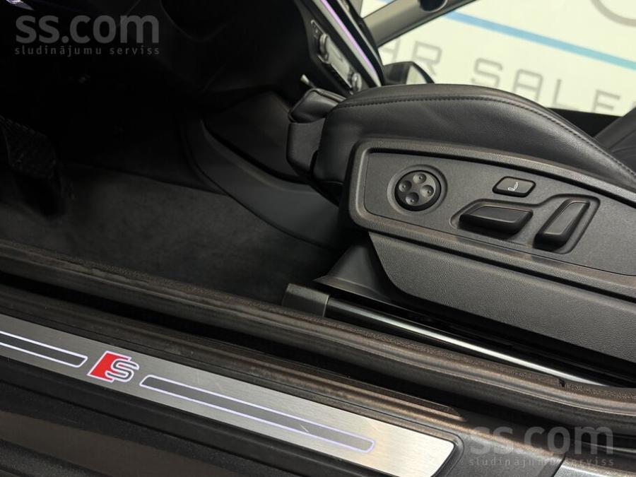 Pelēks Audi Q5 2022 Rīga, ar dzinēja tilpumu 2.00 L un nobraukumu 100 tūkst. km par 37900 €, foto 21 vietnē AUTOMOTO.COM.LV