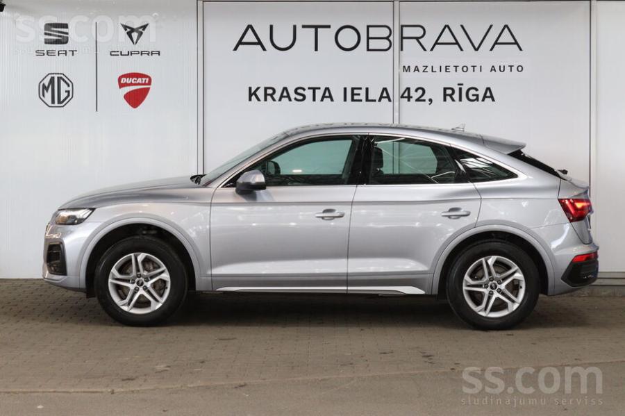 Pelēks Audi Q5 2022 Rīga, ar dzinēja tilpumu 2.00 L un nobraukumu 42 tūkst. km par 32600 €, foto 5 vietnē AUTOMOTO.COM.LV