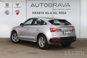 Pelēks Audi Q5 2022 Rīga, ar dzinēja tilpumu 2.00 L un nobraukumu 42 tūkst. km par 32600 €, foto 9 vietnē AUTOMOTO.COM.LV