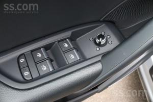 Pelēks Audi Q5 2022 Rīga, ar dzinēja tilpumu 2.00 L un nobraukumu 42 tūkst. km par 32600 €, foto 21 vietnē AUTOMOTO.COM.LV