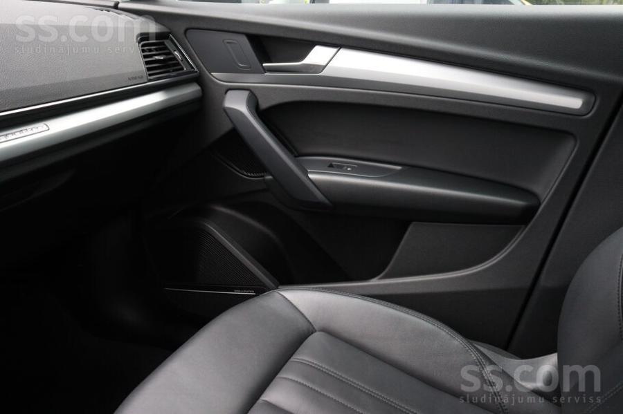 Pelēks Audi Q5 2022 Rīga, ar dzinēja tilpumu 2.00 L un nobraukumu 42 tūkst. km par 32600 €, foto 25 vietnē AUTOMOTO.COM.LV