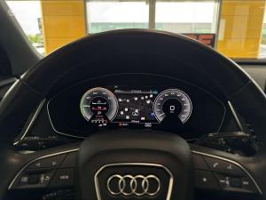 Grey Audi Q5 2022 in Vilnius, with an engine capacity of 2.00 L and mileage of 149 thousand km for 32555 €, photo 13 on AUTOMOTO.COM.LV