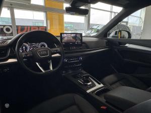 Grey Audi Q5 2022 in Vilnius, with an engine capacity of 2.00 L and mileage of 149 thousand km for 32555 €, photo 37 on AUTOMOTO.COM.LV