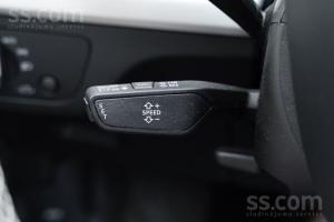 Grey Audi Q5 2022 in Riga, with an engine capacity of 2.00 L and mileage of 111 thousand km for 33800 €, photo 13 on AUTOMOTO.COM.LV
