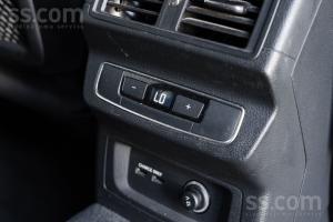 Grey Audi Q5 2022 in Riga, with an engine capacity of 2.00 L and mileage of 111 thousand km for 33800 €, photo 29 on AUTOMOTO.COM.LV