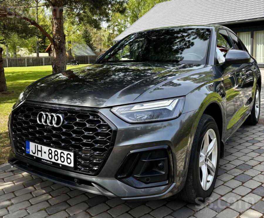Grey Audi Q5 2022 in Riga, with an engine capacity of 2.00 L and mileage of 98 thousand km for 35700 €, photo 3 on AUTOMOTO.COM.LV