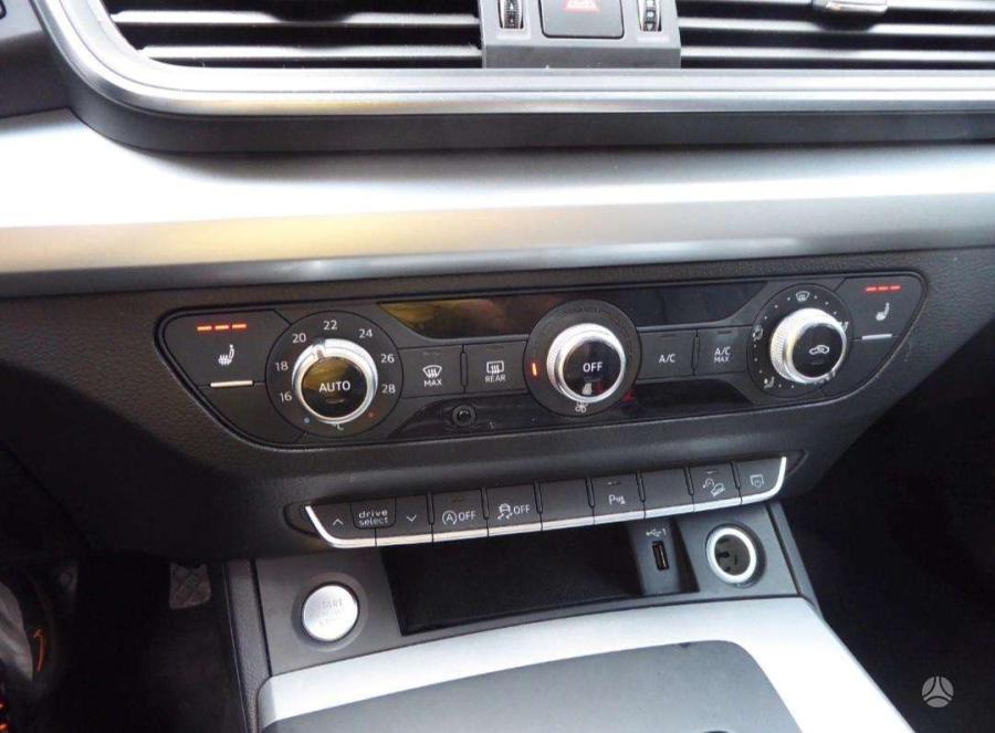 Pelēks Audi Q5 2022 Vilkaviškis, ar dzinēja tilpumu 1.97 L un nobraukumu 167 tūkst. km par 23500 €, foto 25 vietnē AUTOMOTO.COM.LV