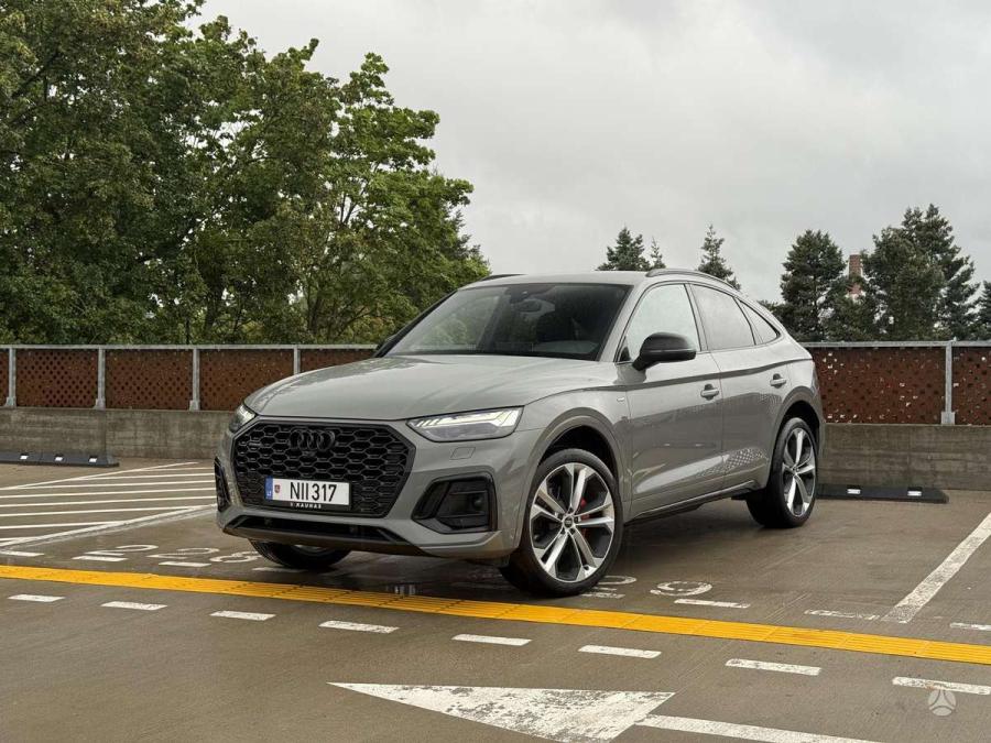Grey Audi Q5 2022 in Kaunas, with an engine capacity of 1.97 L and mileage of 96 thousand km for 36900 €, photo 1 on AUTOMOTO.COM.LV