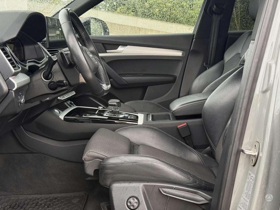 Grey Audi Q5 2022 in Kaunas, with an engine capacity of 1.97 L and mileage of 96 thousand km for 36900 €, photo 17 on AUTOMOTO.COM.LV
