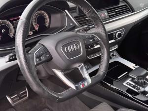Grey Audi Q5 2022 in Kaunas, with an engine capacity of 1.97 L and mileage of 96 thousand km for 36900 €, photo 18 on AUTOMOTO.COM.LV
