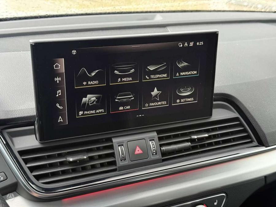 Grey Audi Q5 2022 in Kaunas, with an engine capacity of 1.97 L and mileage of 96 thousand km for 36900 €, photo 21 on AUTOMOTO.COM.LV