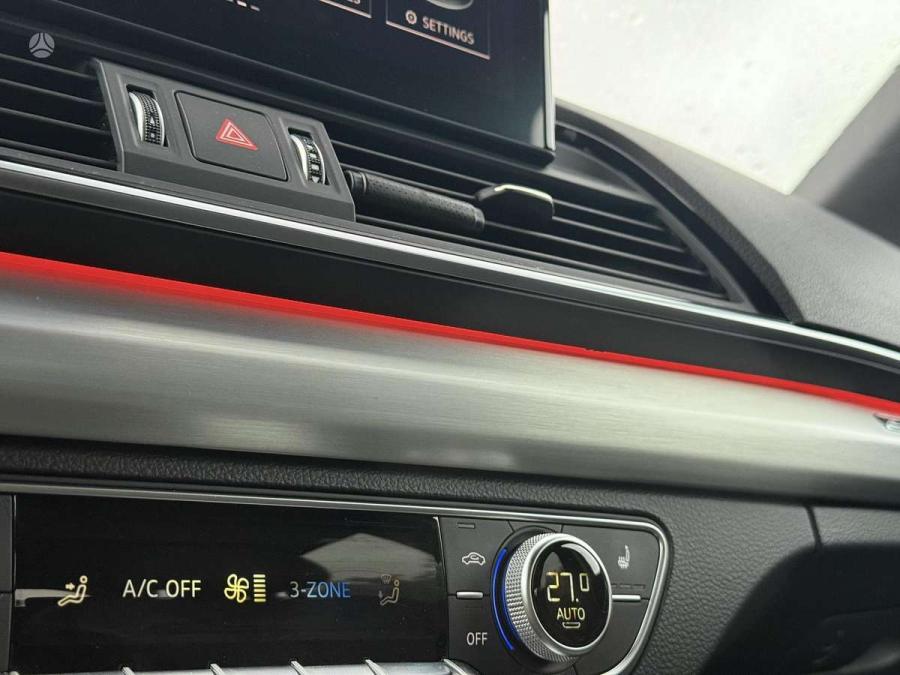 Grey Audi Q5 2022 in Kaunas, with an engine capacity of 1.97 L and mileage of 96 thousand km for 36900 €, photo 22 on AUTOMOTO.COM.LV