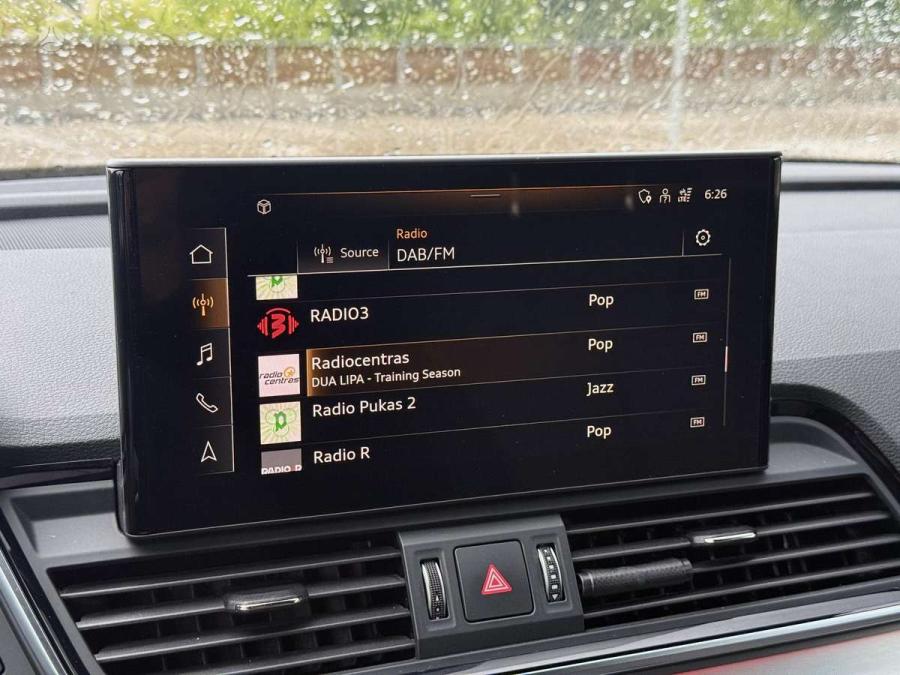 Grey Audi Q5 2022 in Kaunas, with an engine capacity of 1.97 L and mileage of 96 thousand km for 36900 €, photo 28 on AUTOMOTO.COM.LV