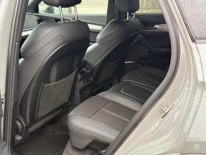 Grey Audi Q5 2022 in Kaunas, with an engine capacity of 1.97 L and mileage of 96 thousand km for 36900 €, photo 29 on AUTOMOTO.COM.LV