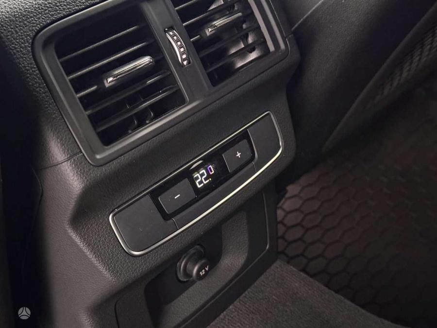 Grey Audi Q5 2022 in Kaunas, with an engine capacity of 1.97 L and mileage of 96 thousand km for 36900 €, photo 30 on AUTOMOTO.COM.LV