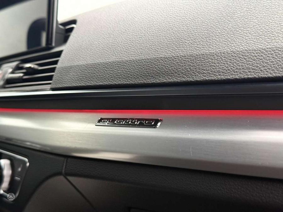Grey Audi Q5 2022 in Kaunas, with an engine capacity of 1.97 L and mileage of 96 thousand km for 36900 €, photo 38 on AUTOMOTO.COM.LV