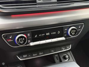 Grey Audi Q5 2022 in Kaunas, with an engine capacity of 1.97 L and mileage of 96 thousand km for 36900 €, photo 41 on AUTOMOTO.COM.LV