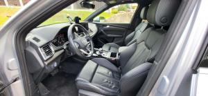 Grey Audi Q5 2022 in Vilnius, with an engine capacity of 1.98 L and mileage of 35 thousand km for 32000 €, photo 13 on AUTOMOTO.COM.LV