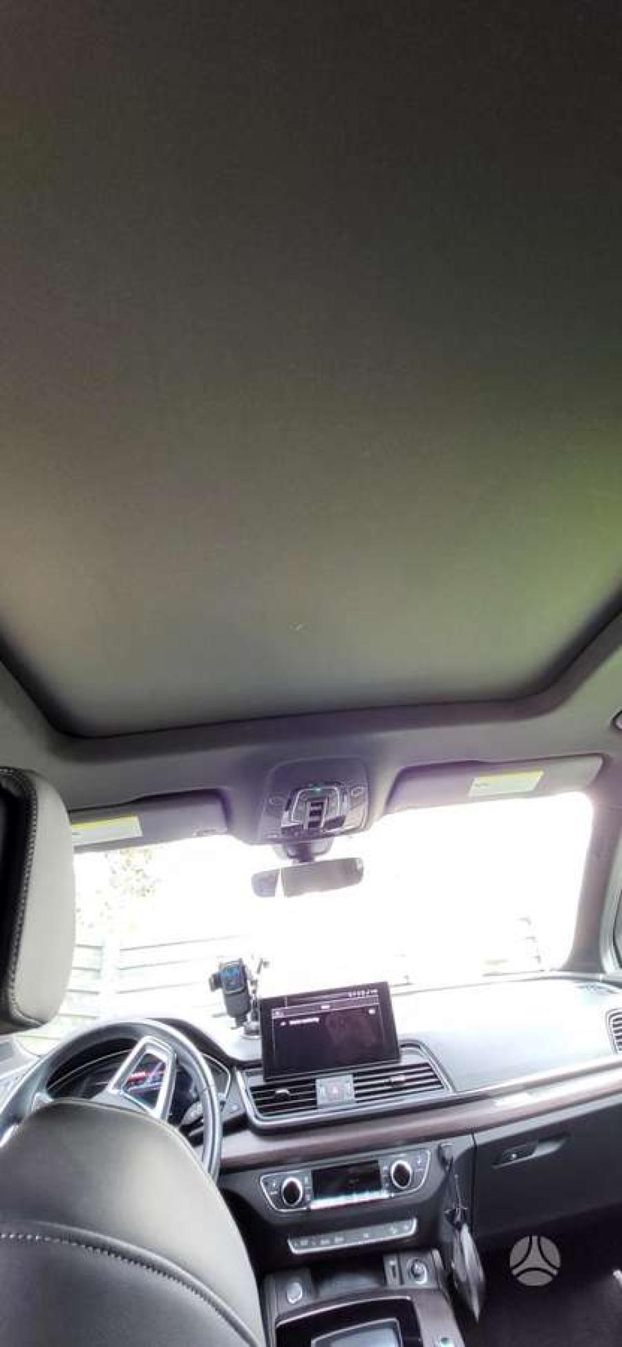 Grey Audi Q5 2022 in Vilnius, with an engine capacity of 1.98 L and mileage of 35 thousand km for 32000 €, photo 19 on AUTOMOTO.COM.LV