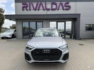 Grey Audi Q5 2022 in Siauliai, with an engine capacity of 1.98 L and mileage of 124 thousand km for 32990 €, photo  on AUTOMOTO.COM.LV