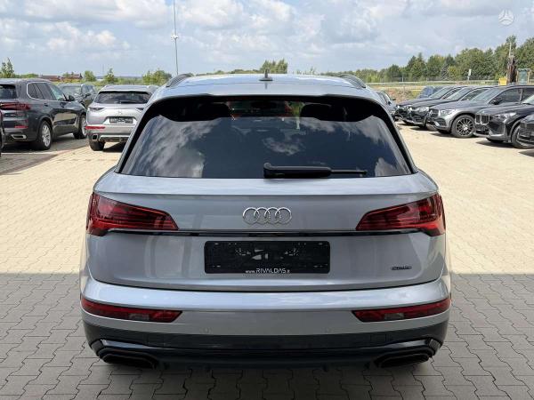 Pelēks Audi Q5 2022 Šauļi, ar dzinēja tilpumu 1.98 L un nobraukumu 124 tūkst. km par 32990 €, foto 10 vietnē AUTOMOTO.COM.LV