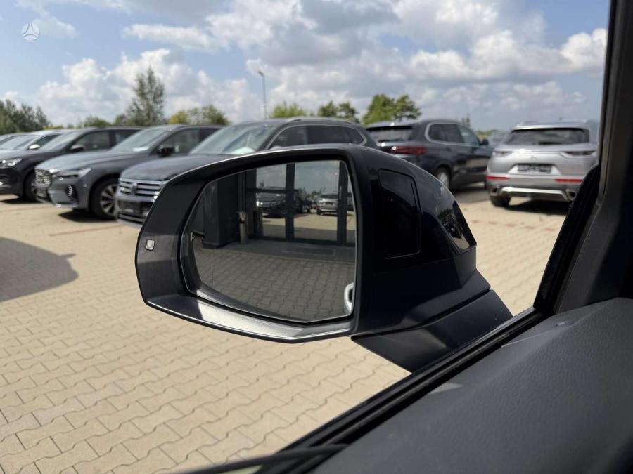 Серый Ауди Ку 5 2022 в Шяуляй, объемом двигателя 1.98 л и пробегом 124 тыс. км за 32990 €, фото 29 на AUTOMOTO.COM.LV