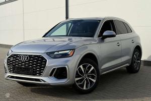 Grey Audi Q5 2022 in Kretinga, with an engine capacity of 1.98 L and mileage of 45 thousand km for 33999 €, photo 4 on AUTOMOTO.COM.LV