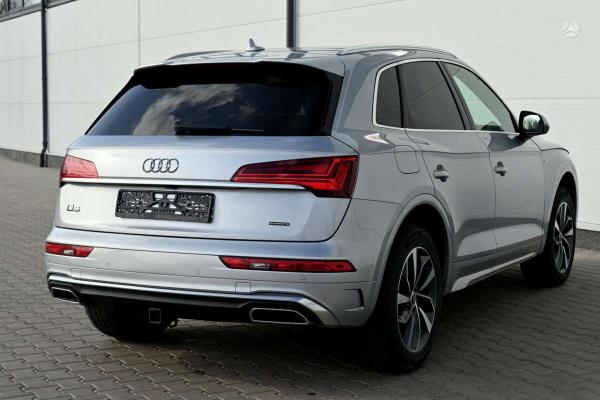 Grey Audi Q5 2022 in Kretinga, with an engine capacity of 1.98 L and mileage of 45 thousand km for 33999 €, photo 8 on AUTOMOTO.COM.LV