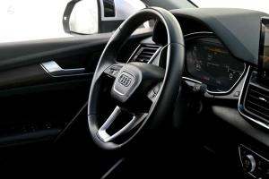 Grey Audi Q5 2022 in Kretinga, with an engine capacity of 1.98 L and mileage of 45 thousand km for 33999 €, photo 29 on AUTOMOTO.COM.LV