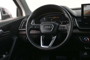 Grey Audi Q5 2022 in Kretinga, with an engine capacity of 1.98 L and mileage of 45 thousand km for 33999 €, photo 32 on AUTOMOTO.COM.LV