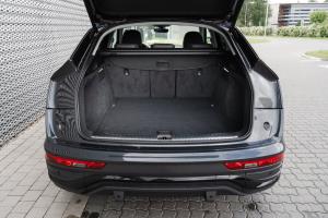 Grey Audi Q5 2022 in Marupe, with an engine capacity of 2.00 L and mileage of 82 thousand km for 33700 €, photo 54 on AUTOMOTO.COM.LV