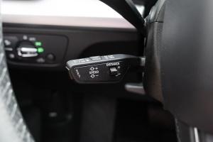 Grey Audi Q5 2022 in Marupe, with an engine capacity of 2.00 L and mileage of 82 thousand km for 33700 €, photo 27 on AUTOMOTO.COM.LV