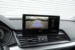 Grey Audi Q5 2022 in Marupe, with an engine capacity of 2.00 L and mileage of 82 thousand km for 33700 €, photo 29 on AUTOMOTO.COM.LV