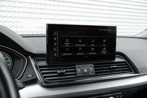 Grey Audi Q5 2022 in Marupe, with an engine capacity of 2.00 L and mileage of 82 thousand km for 33700 €, photo 33 on AUTOMOTO.COM.LV