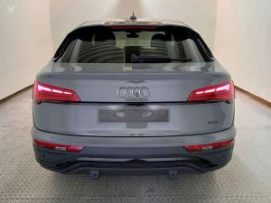 Grey Audi Q5 2022 in Vilnius, with an engine capacity of 2.00 L and mileage of 132 thousand km for 34222 €, photo 14 on AUTOMOTO.COM.LV