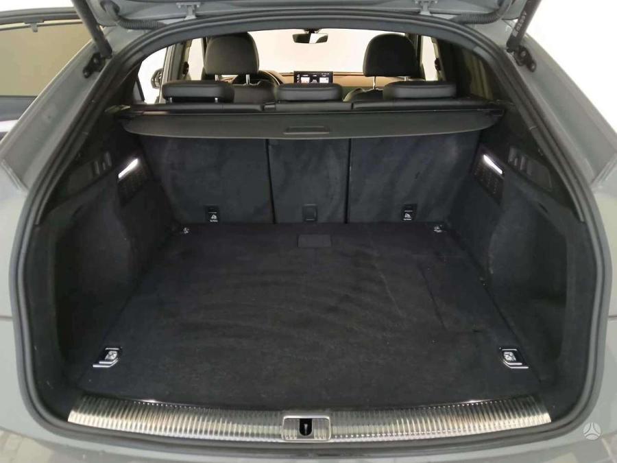 Grey Audi Q5 2022 in Vilnius, with an engine capacity of 2.00 L and mileage of 132 thousand km for 34222 €, photo 15 on AUTOMOTO.COM.LV