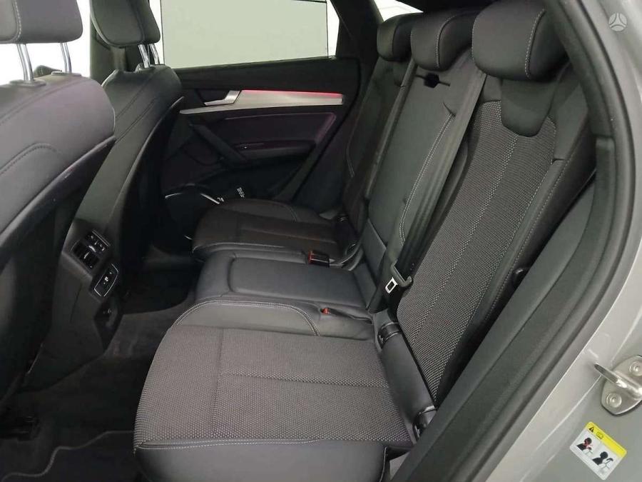 Grey Audi Q5 2022 in Vilnius, with an engine capacity of 2.00 L and mileage of 132 thousand km for 34222 €, photo 23 on AUTOMOTO.COM.LV