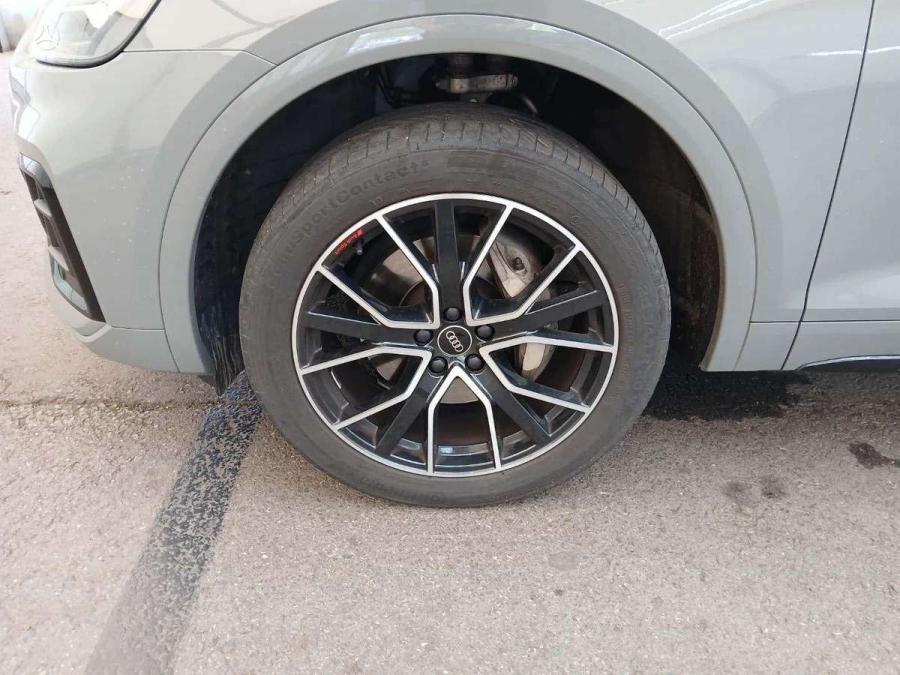 Grey Audi Q5 2022 in Vilnius, with an engine capacity of 2.00 L and mileage of 132 thousand km for 34222 €, photo 29 on AUTOMOTO.COM.LV
