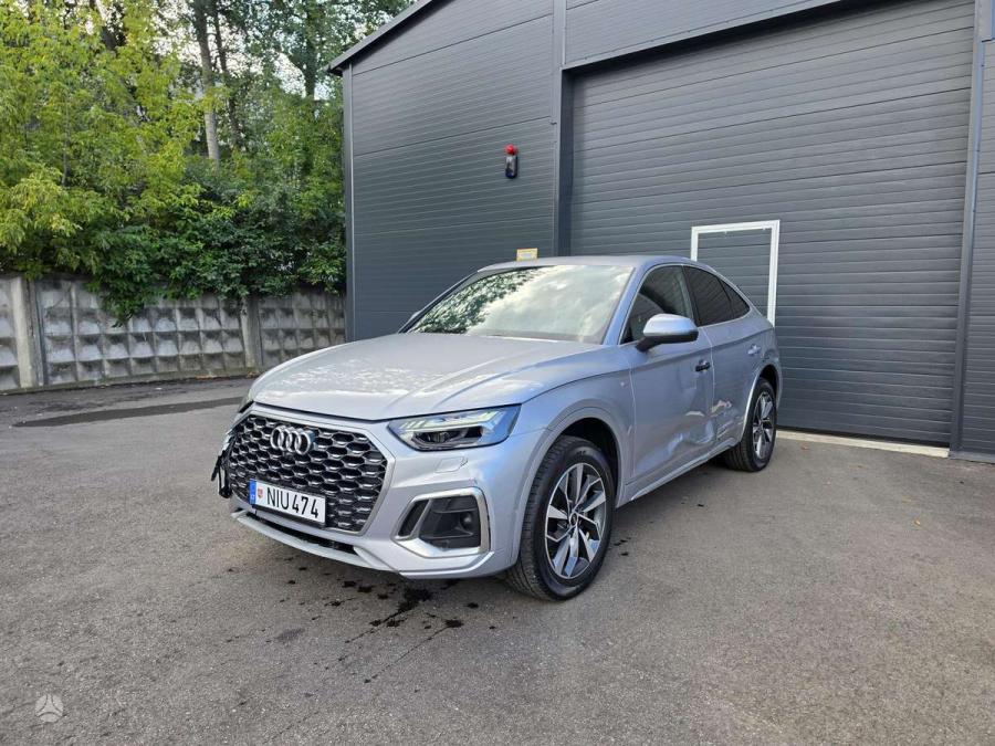 Grey Audi Q5 2022 in Kaunas, with an engine capacity of 1.98 L and mileage of 23 thousand km for 23900 €, photo 4 on AUTOMOTO.COM.LV