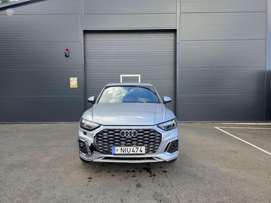 Grey Audi Q5 2022 in Kaunas, with an engine capacity of 1.98 L and mileage of 23 thousand km for 23900 €, photo 8 on AUTOMOTO.COM.LV