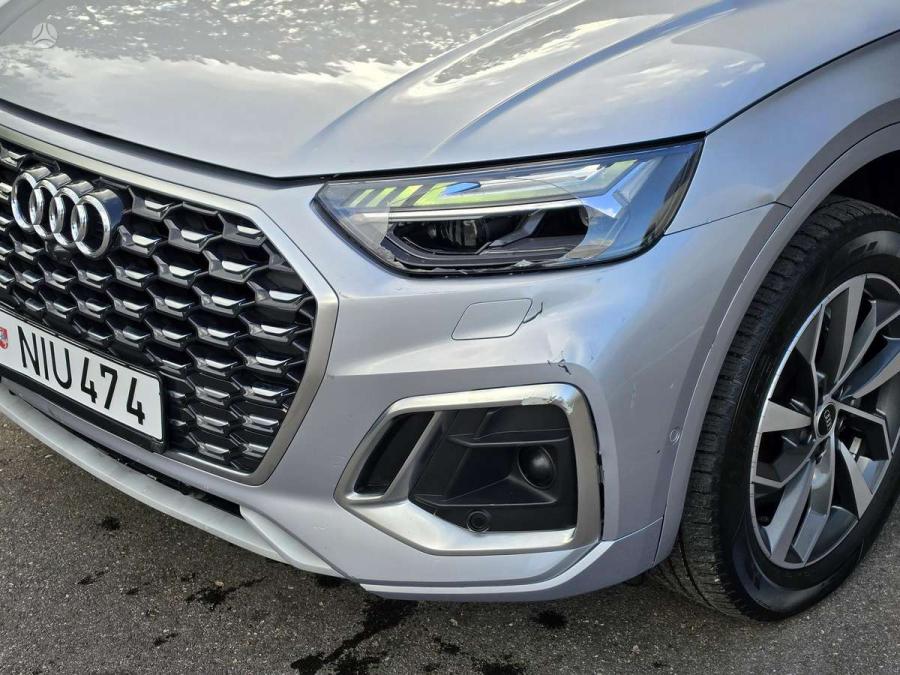 Grey Audi Q5 2022 in Kaunas, with an engine capacity of 1.98 L and mileage of 23 thousand km for 23900 €, photo 12 on AUTOMOTO.COM.LV