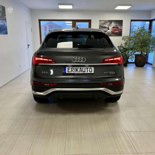 Pelēks Audi Q5 2023 Raseiniai, ar dzinēja tilpumu 1.98 L un nobraukumu 42 tūkst. km par 38500 €, foto 4 vietnē AUTOMOTO.COM.LV