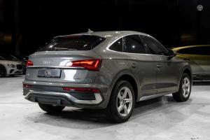 Grey Audi Q5 2023 in Riga, with an engine capacity of 1.98 L and mileage of 46 thousand km for 45000 €, photo 4 on AUTOMOTO.COM.LV
