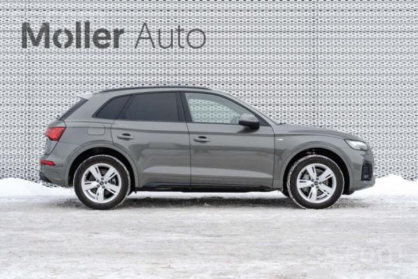 Grey Audi Q5 2023 in Riga, with an engine capacity of 2.00 L and mileage of 67 thousand km for 45250 €, photo 5 on AUTOMOTO.COM.LV